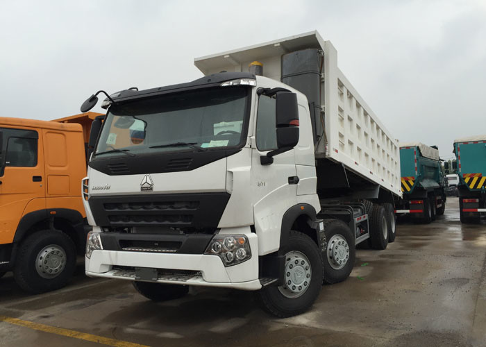 Sinotruk Howo Dump Truck A7 371 HP 12 Wheels LHD 60 Tons 20 - 30 CBM ...